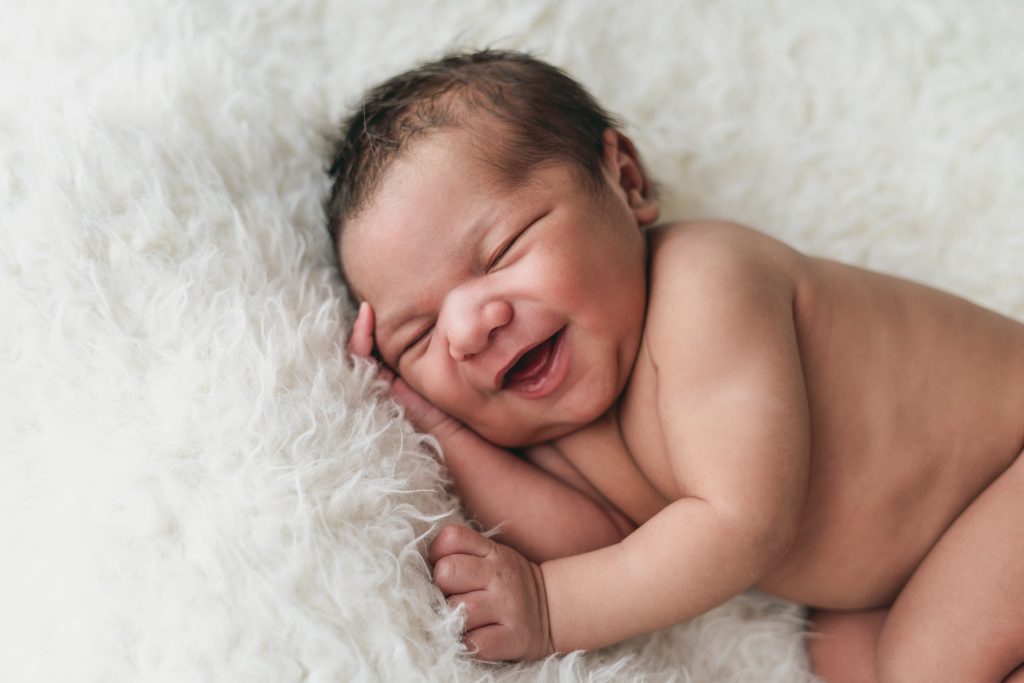 Prénom de bébé : le choix d'une vie | Comment décider